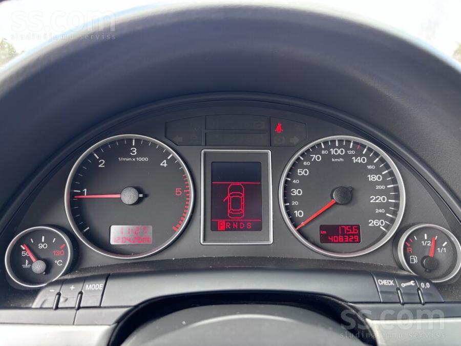 Black Audi A4 2007 in Daugavpils, with an engine capacity of 2.70 L and mileage of 408 thousand km for 2750 €, photo 6 on AUTOMOTO.COM.LV