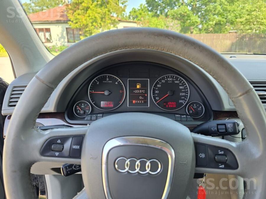 Melns Audi A4 2007 Ventspils, ar dzinēja tilpumu 2.00 L un nobraukumu 311 tūkst. km par 2990 €, foto 11 vietnē AUTOMOTO.COM.LV