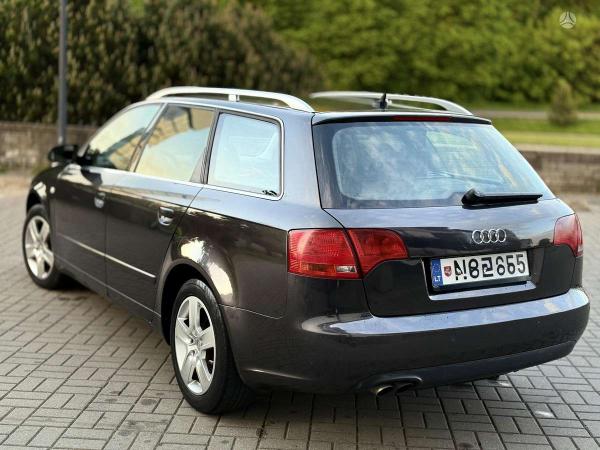 Melns Audi A4 2007 Viļņa, ar dzinēja tilpumu 2.00 L un nobraukumu 298 tūkst. km par 1900 €, foto 5 vietnē AUTOMOTO.COM.LV
