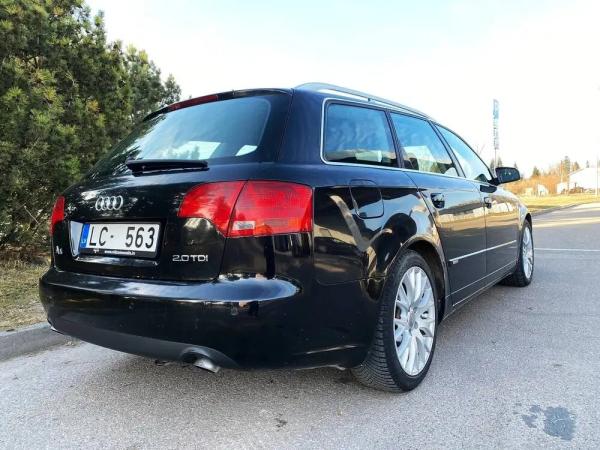 Black Audi A4 2007 in Cesis, with an engine capacity of 2.00 L and mileage of 262 thousand km for 3699 €, photo 9 on AUTOMOTO.COM.LV