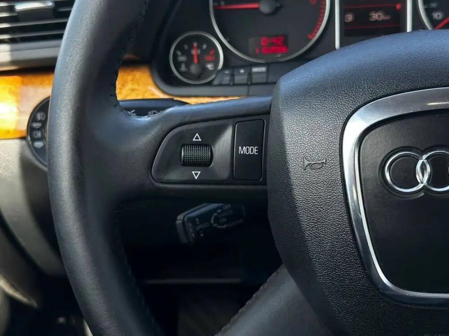 Melns Audi A4 2007 Jelgava, ar dzinēja tilpumu 2.00 L un nobraukumu 310 tūkst. km par 3590 €, foto 25 vietnē AUTOMOTO.COM.LV