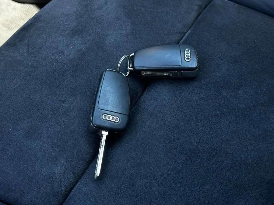 Melns Audi A4 2007 Jelgava, ar dzinēja tilpumu 2.00 L un nobraukumu 310 tūkst. km par 3590 €, foto 28 vietnē AUTOMOTO.COM.LV