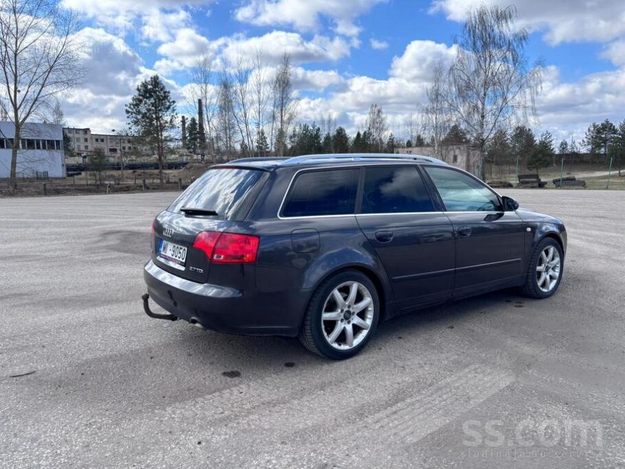 Melns Audi A4 2007 Daugavpils, ar dzinēja tilpumu 2.70 L un nobraukumu 400 tūkst. km par 2299 €, foto 4 vietnē AUTOMOTO.COM.LV