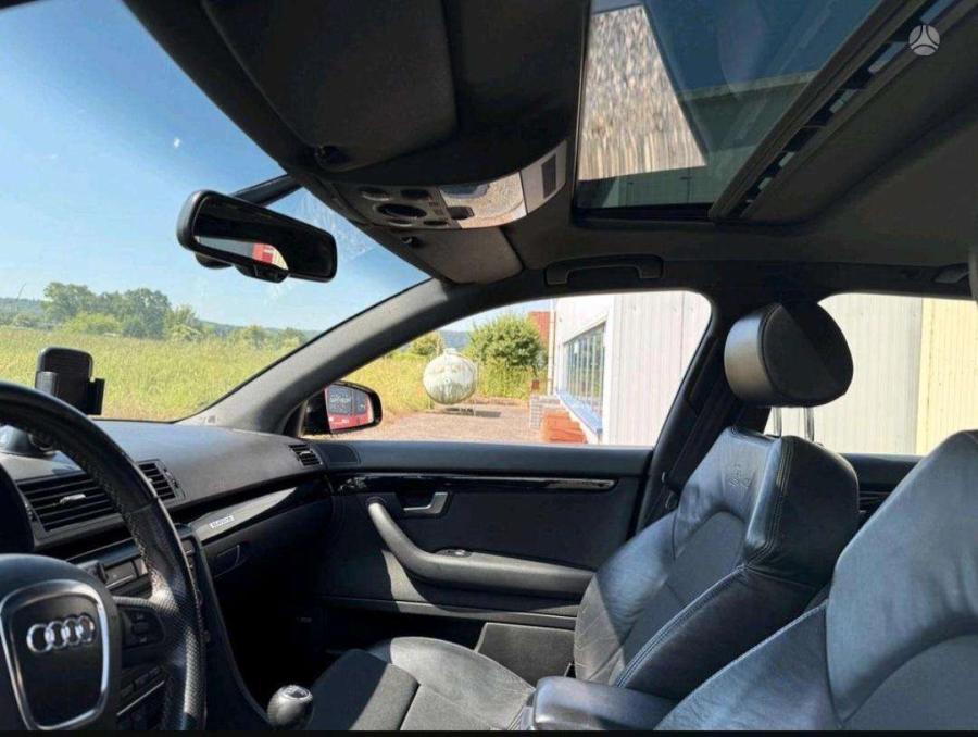 Black Audi A4 2007 in Kaunas, with an engine capacity of 1.97 L and mileage of 238 thousand km for 2800 €, photo 7 on AUTOMOTO.COM.LV
