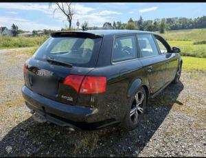 Black Audi A4 2007 in Kaunas, with an engine capacity of 1.97 L and mileage of 238 thousand km for 2800 €, photo 11 on AUTOMOTO.COM.LV