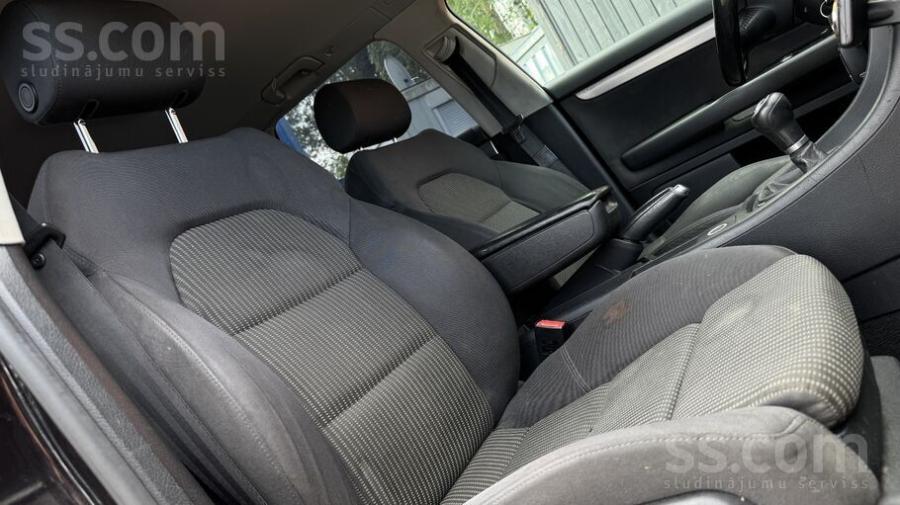 Black Audi A4 2007 in Riga, with an engine capacity of 2.00 L and mileage of 390 thousand km for 1490 €, photo 9 on AUTOMOTO.COM.LV