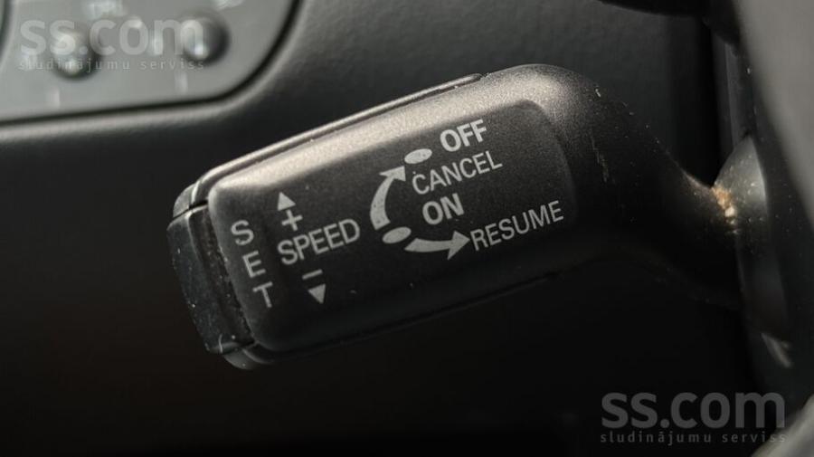 Black Audi A4 2007 in Riga, with an engine capacity of 2.00 L and mileage of 390 thousand km for 1490 €, photo 11 on AUTOMOTO.COM.LV