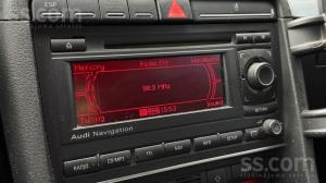 Black Audi A4 2007 in Riga, with an engine capacity of 2.00 L and mileage of 390 thousand km for 1490 €, photo 13 on AUTOMOTO.COM.LV