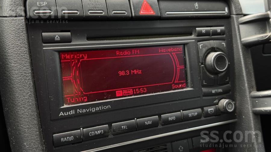Black Audi A4 2007 in Riga, with an engine capacity of 2.00 L and mileage of 390 thousand km for 1490 €, photo 13 on AUTOMOTO.COM.LV