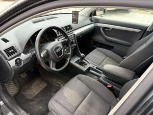 Black Audi A4 2007 in Vilnius, with an engine capacity of 1.99 L and mileage of 259 thousand km for 700 €, photo 8 on AUTOMOTO.COM.LV