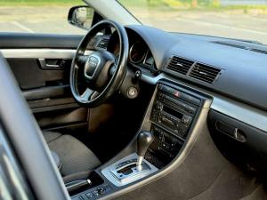 Melns Audi A4 2007 Viļņa, ar dzinēja tilpumu 2.00 L un nobraukumu 289 tūkst. km par 1850 €, foto 9 vietnē AUTOMOTO.COM.LV