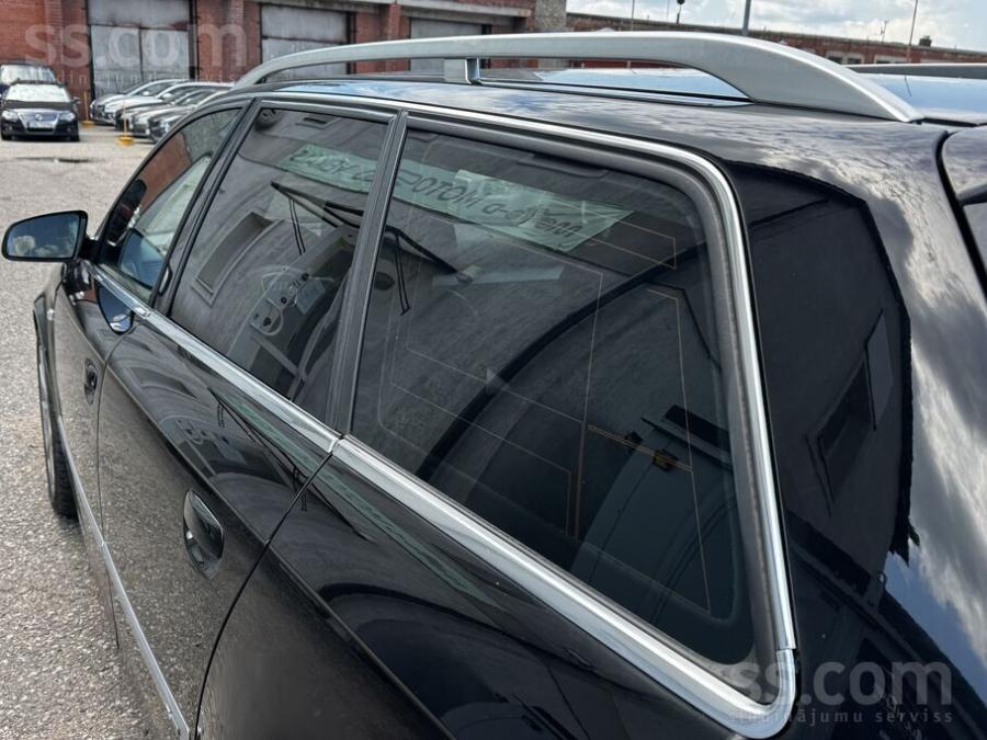 Melns Audi A4 2007 Daugavpils, ar dzinēja tilpumu 2.70 L un nobraukumu 0 tūkst. km par 2300 €, foto 9 vietnē AUTOMOTO.COM.LV