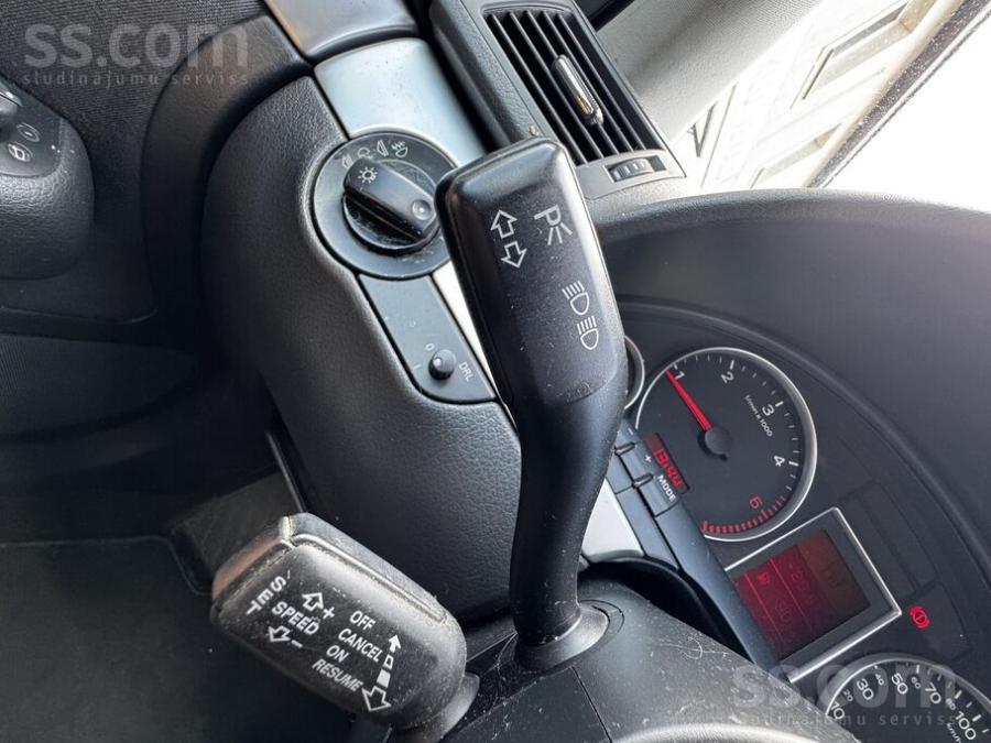 Melns Audi A4 2007 Daugavpils, ar dzinēja tilpumu 2.70 L un nobraukumu 0 tūkst. km par 2300 €, foto 16 vietnē AUTOMOTO.COM.LV