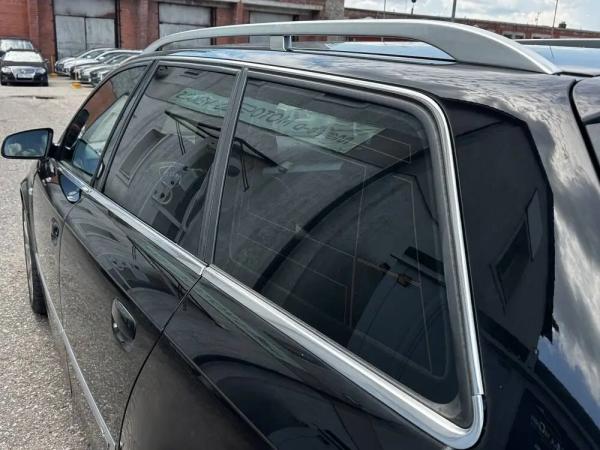 Melns Audi A4 2007 Daugavpils, ar dzinēja tilpumu 2.70 L un nobraukumu 406 tūkst. km par 2300 €, foto 8 vietnē AUTOMOTO.COM.LV