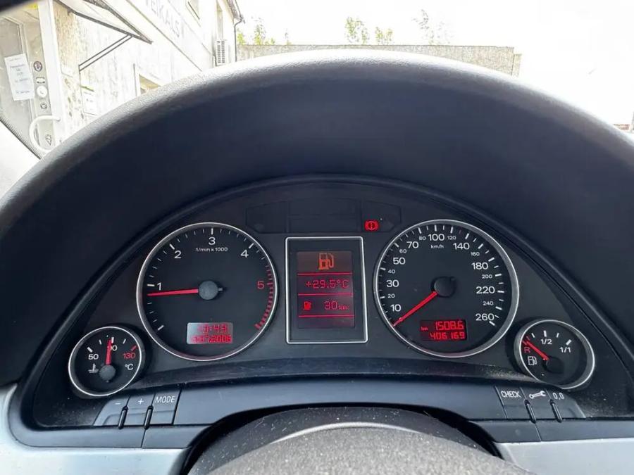 Черный Ауди А4 2007 в Даугавпилс, объемом двигателя 2.70 л и пробегом 406 тыс. км за 2300 €, фото 15 на AUTOMOTO.COM.LV