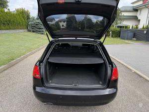 Melns Audi A4 2007 Viļņa, ar dzinēja tilpumu 1.99 L un nobraukumu 240 tūkst. km par 3200 €, foto 14 vietnē AUTOMOTO.COM.LV