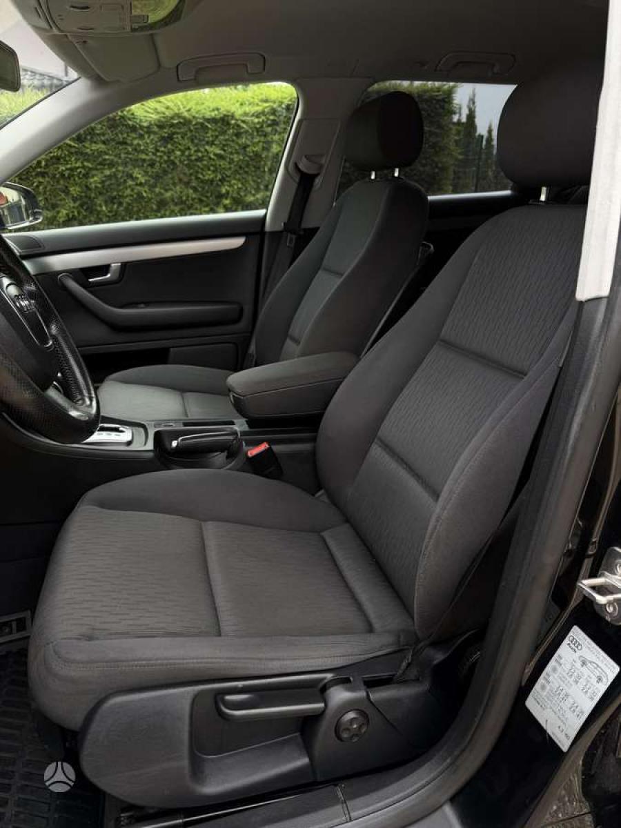 Melns Audi A4 2007 Viļņa, ar dzinēja tilpumu 1.99 L un nobraukumu 240 tūkst. km par 3200 €, foto 19 vietnē AUTOMOTO.COM.LV