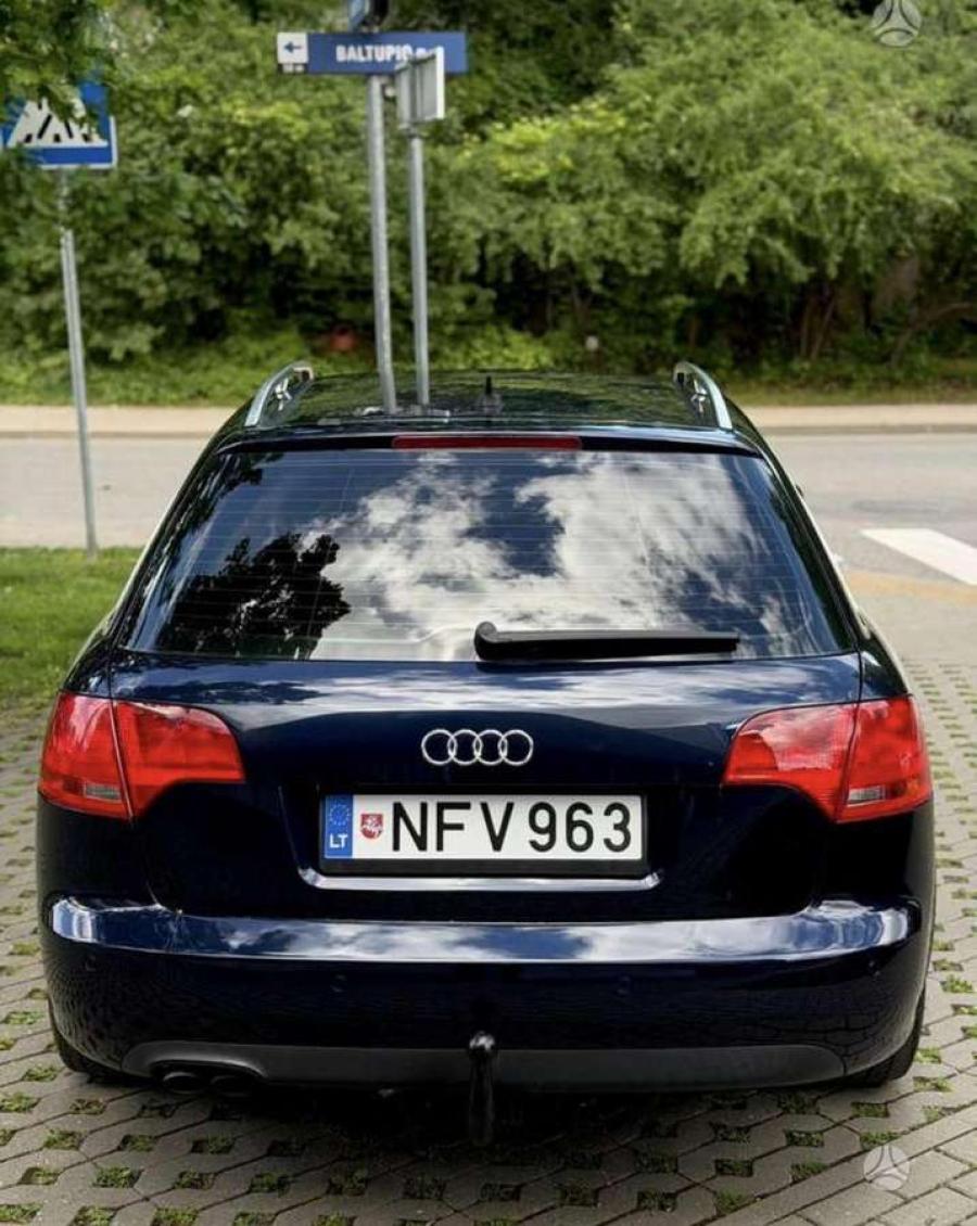 Black Audi A4 2007 in Vilnius, with an engine capacity of 2.00 L and mileage of 299 thousand km for 2900 €, photo 5 on AUTOMOTO.COM.LV