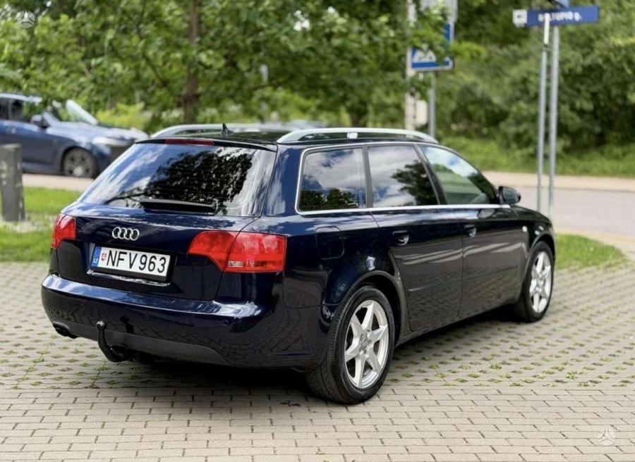Black Audi A4 2007 in Vilnius, with an engine capacity of 2.00 L and mileage of 299 thousand km for 2900 €, photo 6 on AUTOMOTO.COM.LV