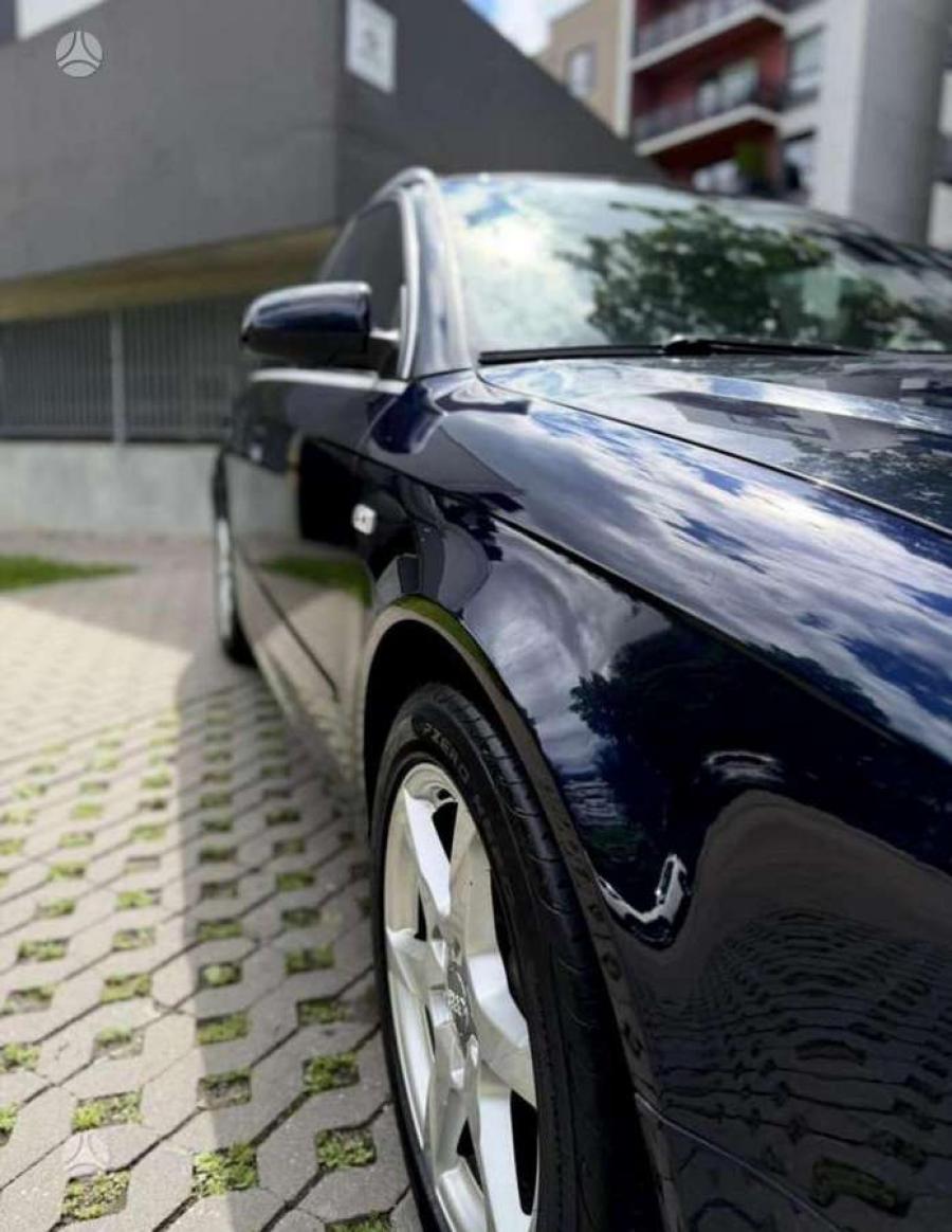 Black Audi A4 2007 in Vilnius, with an engine capacity of 2.00 L and mileage of 299 thousand km for 2900 €, photo 8 on AUTOMOTO.COM.LV