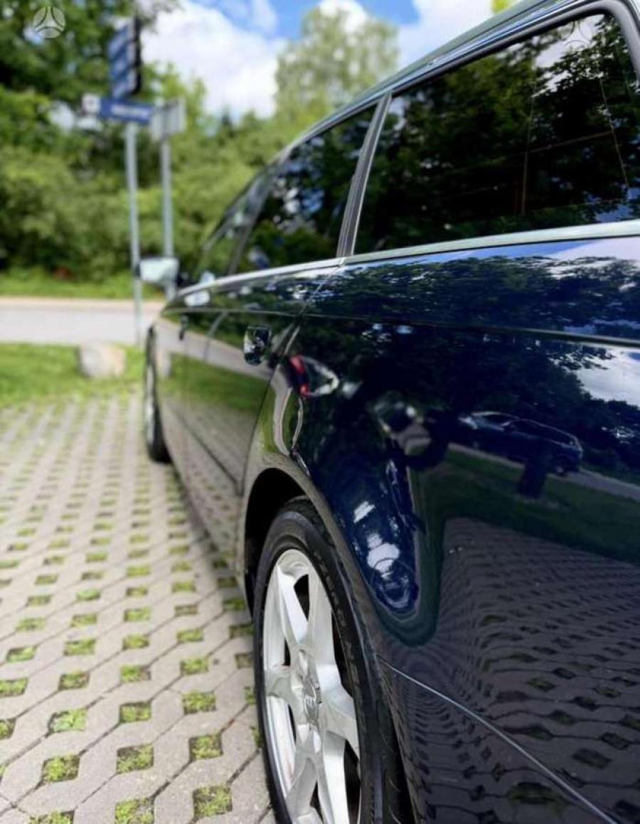 Black Audi A4 2007 in Vilnius, with an engine capacity of 2.00 L and mileage of 299 thousand km for 2900 €, photo 10 on AUTOMOTO.COM.LV
