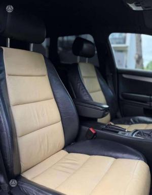 Black Audi A4 2007 in Vilnius, with an engine capacity of 2.00 L and mileage of 299 thousand km for 2900 €, photo 13 on AUTOMOTO.COM.LV