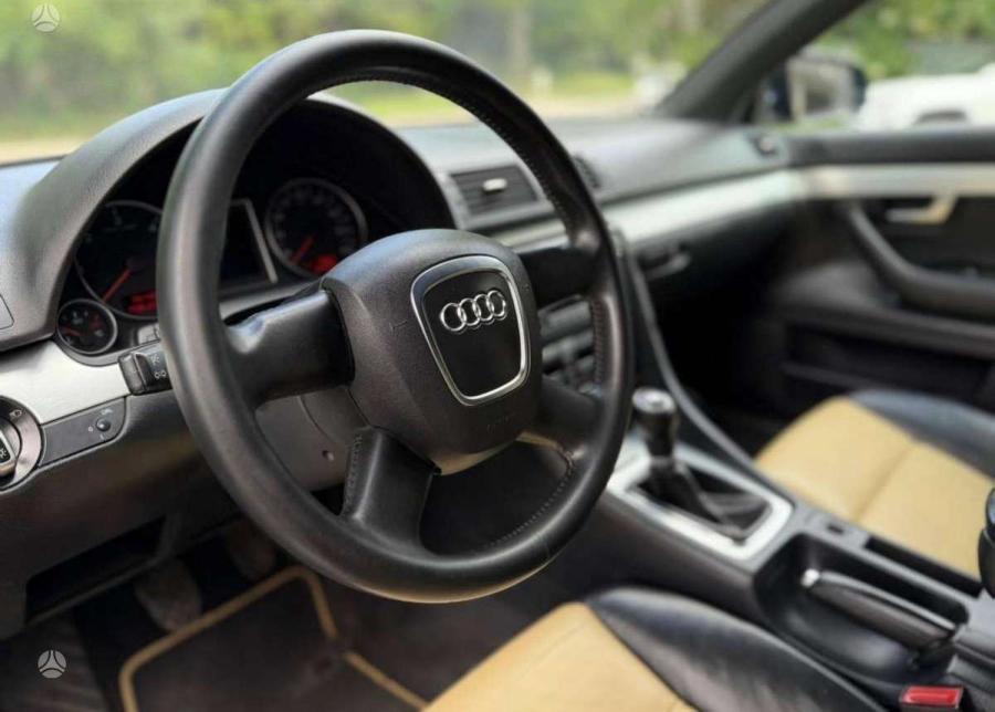 Black Audi A4 2007 in Vilnius, with an engine capacity of 2.00 L and mileage of 299 thousand km for 2900 €, photo 14 on AUTOMOTO.COM.LV