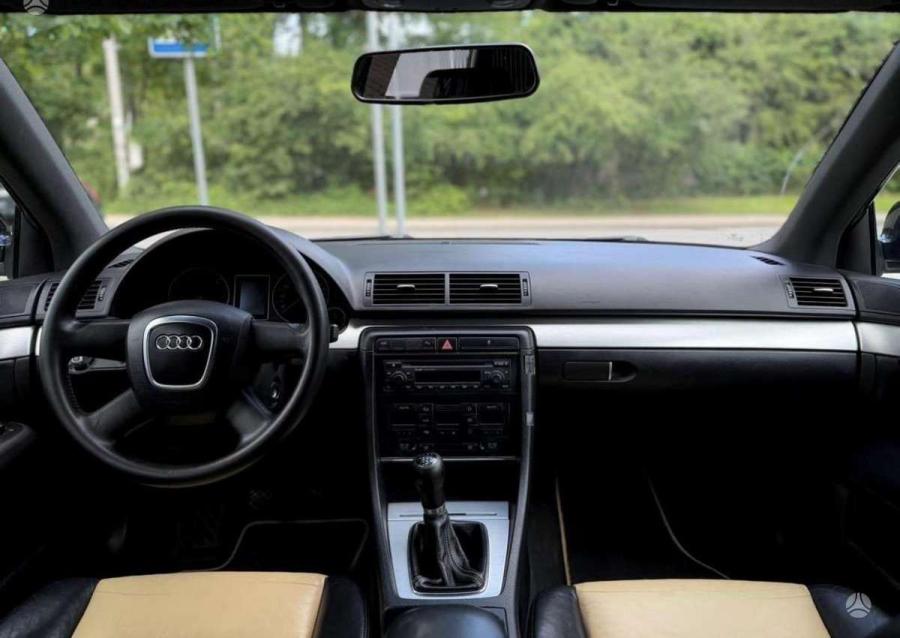 Black Audi A4 2007 in Vilnius, with an engine capacity of 2.00 L and mileage of 299 thousand km for 2900 €, photo 16 on AUTOMOTO.COM.LV