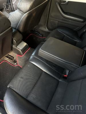 Melns Audi A4 2007 Rīga, ar dzinēja tilpumu 2.00 L un nobraukumu 327 tūkst. km par 2500 €, foto 7 vietnē AUTOMOTO.COM.LV
