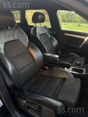 Melns Audi A4 2007 Rīga, ar dzinēja tilpumu 2.00 L un nobraukumu 327 tūkst. km par 2500 €, foto 9 vietnē AUTOMOTO.COM.LV