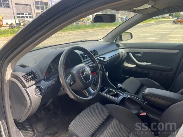 Black Audi A4 2007 in Valmiera, with an engine capacity of 2.00 L and mileage of 345 thousand km for 1750 €, photo 7 on AUTOMOTO.COM.LV