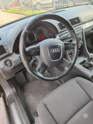 Black Audi A4 2007 in Marijampole, with an engine capacity of 1.97 L and mileage of 220 thousand km for 3500 €, photo 6 on AUTOMOTO.COM.LV
