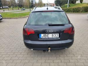 Black Audi A4 2007 in Alytus, with an engine capacity of 1.97 L and mileage of 334 thousand km for 2550 €, photo 9 on AUTOMOTO.COM.LV