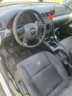 Black Audi A4 2007 in Aizkraukle, with an engine capacity of 2.00 L and mileage of 440 thousand km for 2200 €, photo 6 on AUTOMOTO.COM.LV