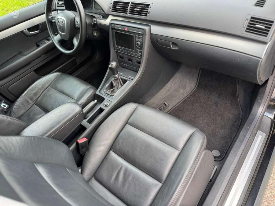 Melns Audi A4 2007 Utena, ar dzinēja tilpumu 1.99 L un nobraukumu 290 tūkst. km par 3100 €, foto 16 vietnē AUTOMOTO.COM.LV