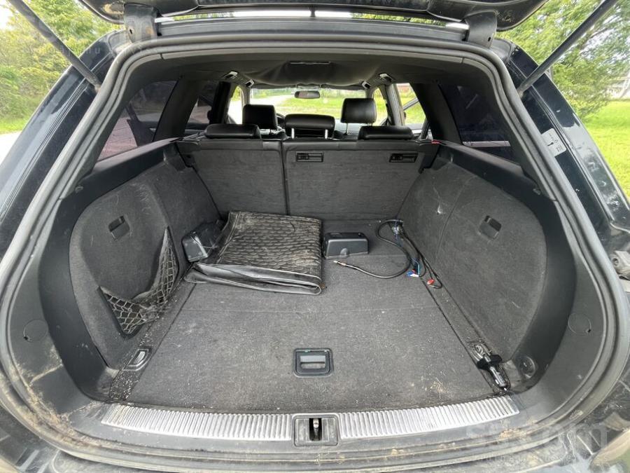 Black Audi A4 2007 in Riga, with an engine capacity of 2.00 L and mileage of 430 thousand km for 1800 €, photo 16 on AUTOMOTO.COM.LV
