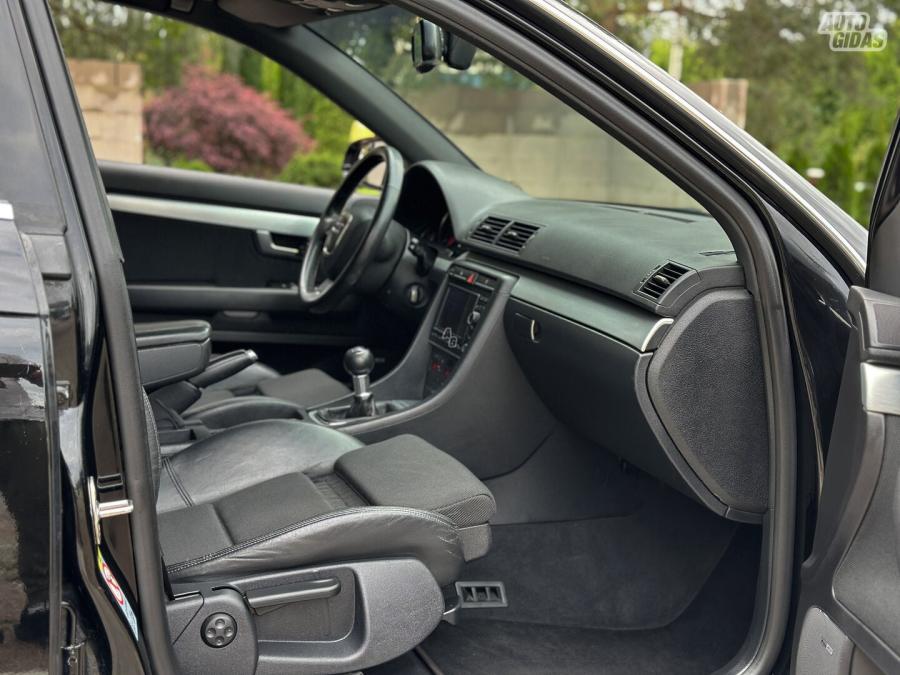 Melns Audi A4 2007 Kauņa, ar dzinēja tilpumu 2.00 L un nobraukumu 354 tūkst. km par 3950 €, foto 20 vietnē AUTOMOTO.COM.LV