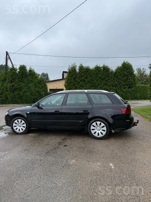 Melns Audi A4 2007 Rīga, ar dzinēja tilpumu 2.00 L un nobraukumu 340 tūkst. km par 1700 €, foto 5 vietnē AUTOMOTO.COM.LV