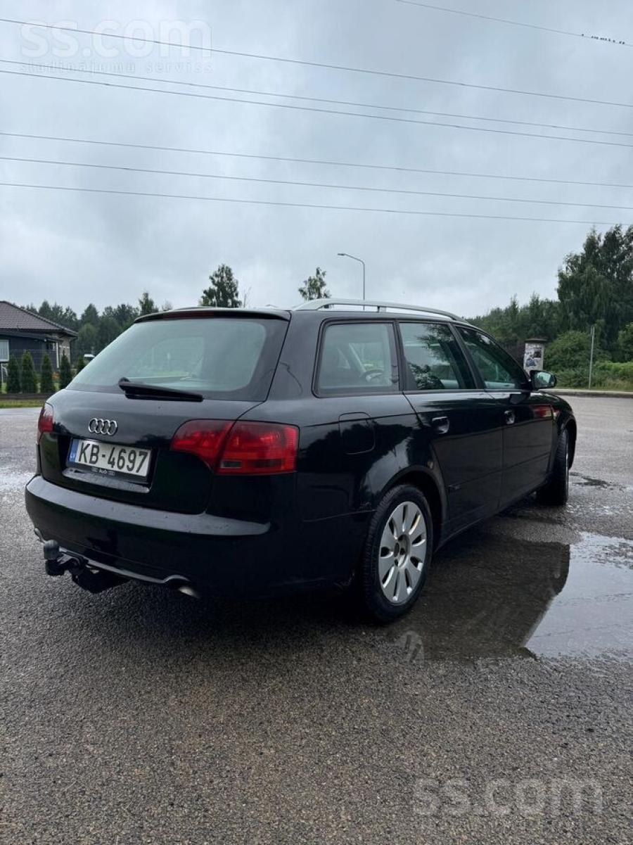 Melns Audi A4 2007 Rīga, ar dzinēja tilpumu 2.00 L un nobraukumu 340 tūkst. km par 1700 €, foto 7 vietnē AUTOMOTO.COM.LV