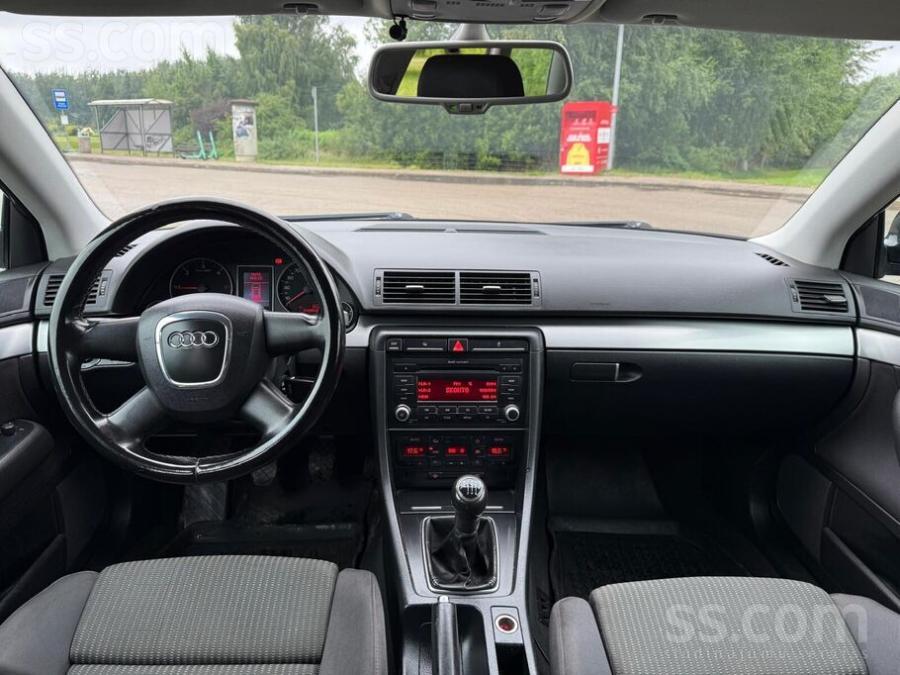 Melns Audi A4 2007 Rīga, ar dzinēja tilpumu 2.00 L un nobraukumu 340 tūkst. km par 1700 €, foto 11 vietnē AUTOMOTO.COM.LV