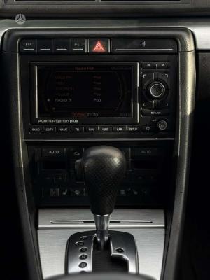 Melns Audi A4 2007 Viļņa, ar dzinēja tilpumu 2.97 L un nobraukumu 340 tūkst. km par 1500 €, foto 12 vietnē AUTOMOTO.COM.LV