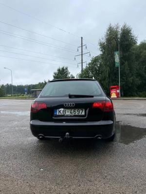 Black Audi A4 2007 in Riga, with an engine capacity of 2.00 L and mileage of 340 thousand km for 1700 €, photo 8 on AUTOMOTO.COM.LV