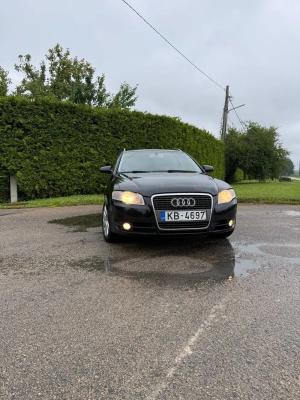 Black Audi A4 2007 in Riga, with an engine capacity of 2.00 L and mileage of 340 thousand km for 1700 €, photo 9 on AUTOMOTO.COM.LV