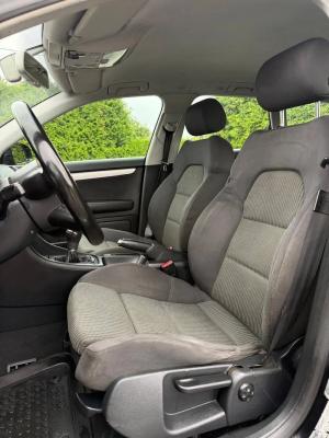 Black Audi A4 2007 in Riga, with an engine capacity of 2.00 L and mileage of 340 thousand km for 1700 €, photo 12 on AUTOMOTO.COM.LV