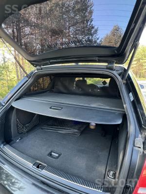 Black Audi A4 2007 in Riga, with an engine capacity of 2.00 L and mileage of 416 thousand km for 2500 €, photo 16 on AUTOMOTO.COM.LV
