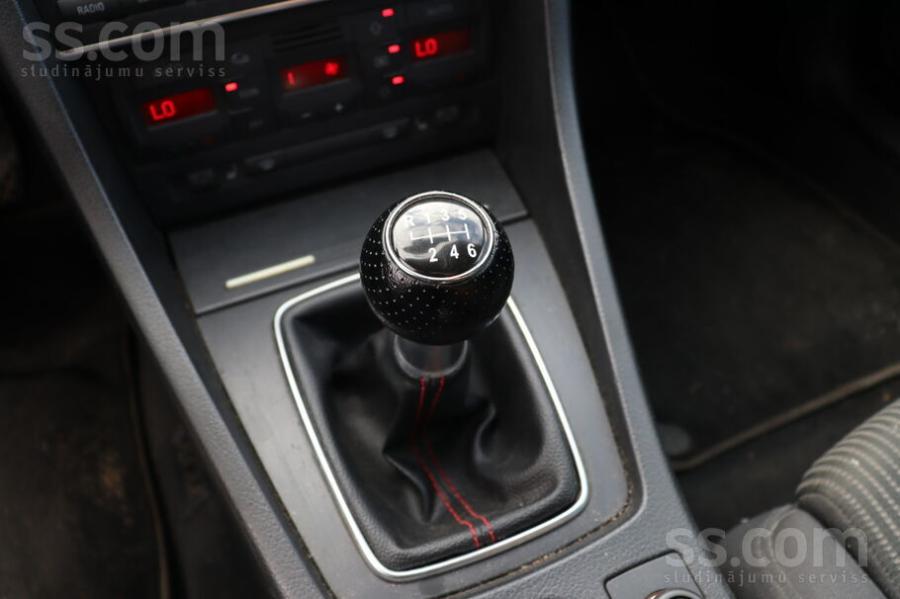 Black Audi A4 2007 in Riga, with an engine capacity of 2.00 L and mileage of 0 thousand km for 1690 €, photo 11 on AUTOMOTO.COM.LV