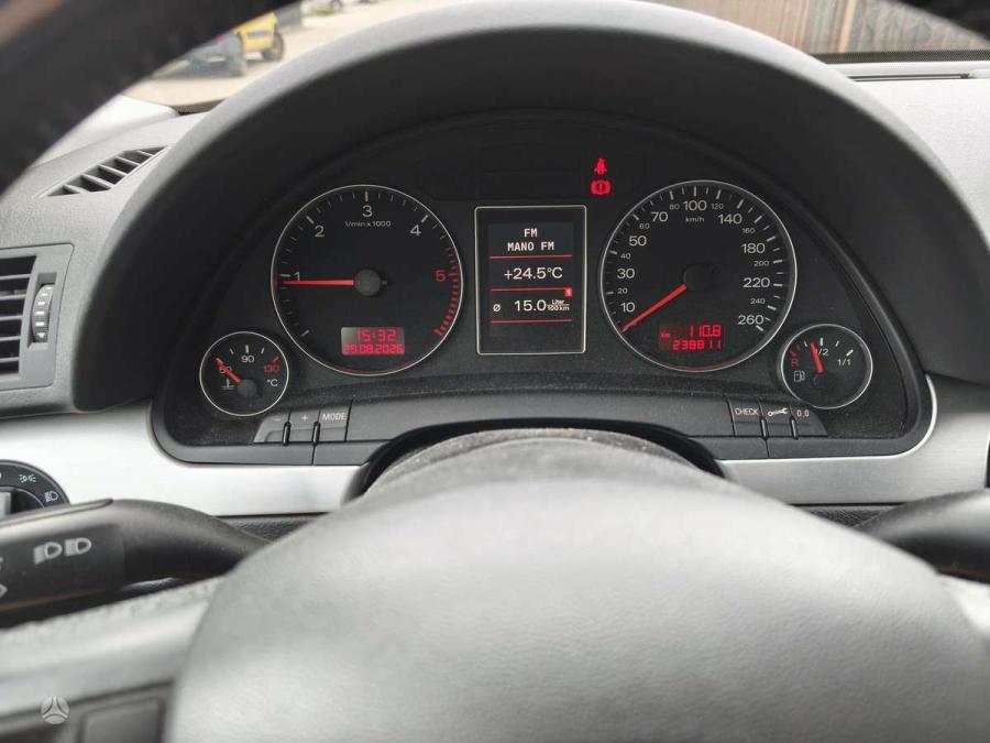 Melns Audi A4 2007 Kauņa, ar dzinēja tilpumu 1.90 L un nobraukumu 239 tūkst. km par 1850 €, foto 1 vietnē AUTOMOTO.COM.LV