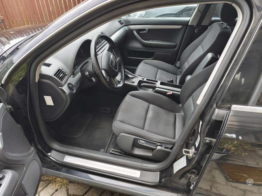 Melns Audi A4 2007 Kauņa, ar dzinēja tilpumu 1.90 L un nobraukumu 239 tūkst. km par 1850 €, foto 14 vietnē AUTOMOTO.COM.LV