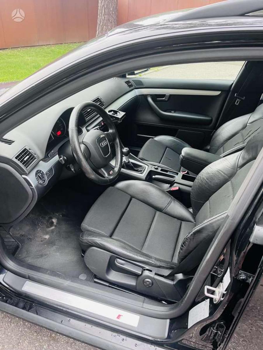 Melns Audi A4 2007 Viļņa, ar dzinēja tilpumu 2.70 L un nobraukumu 333 tūkst. km par 2150 €, foto 9 vietnē AUTOMOTO.COM.LV