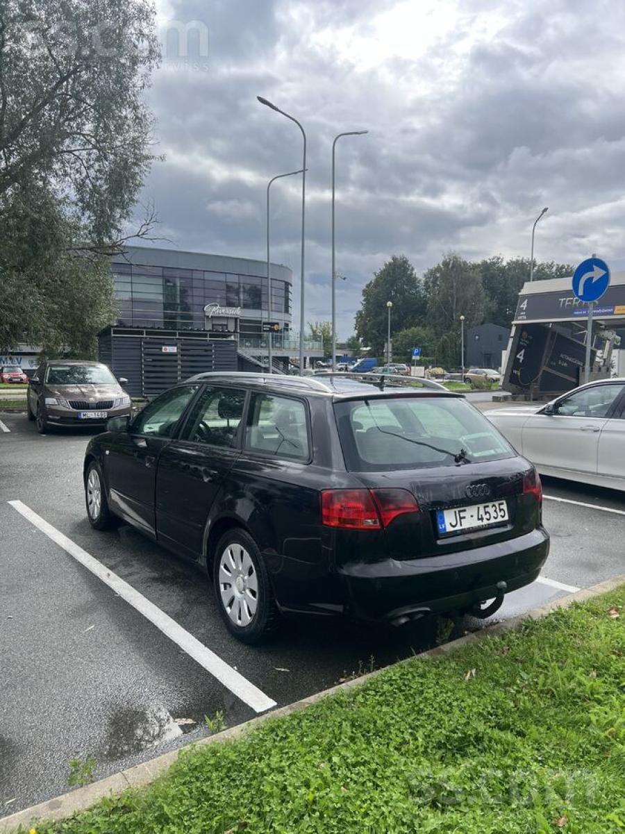 Black Audi A4 2007 in Riga, with an engine capacity of 2.00 L and mileage of 390 thousand km for 1390 €, photo 6 on AUTOMOTO.COM.LV